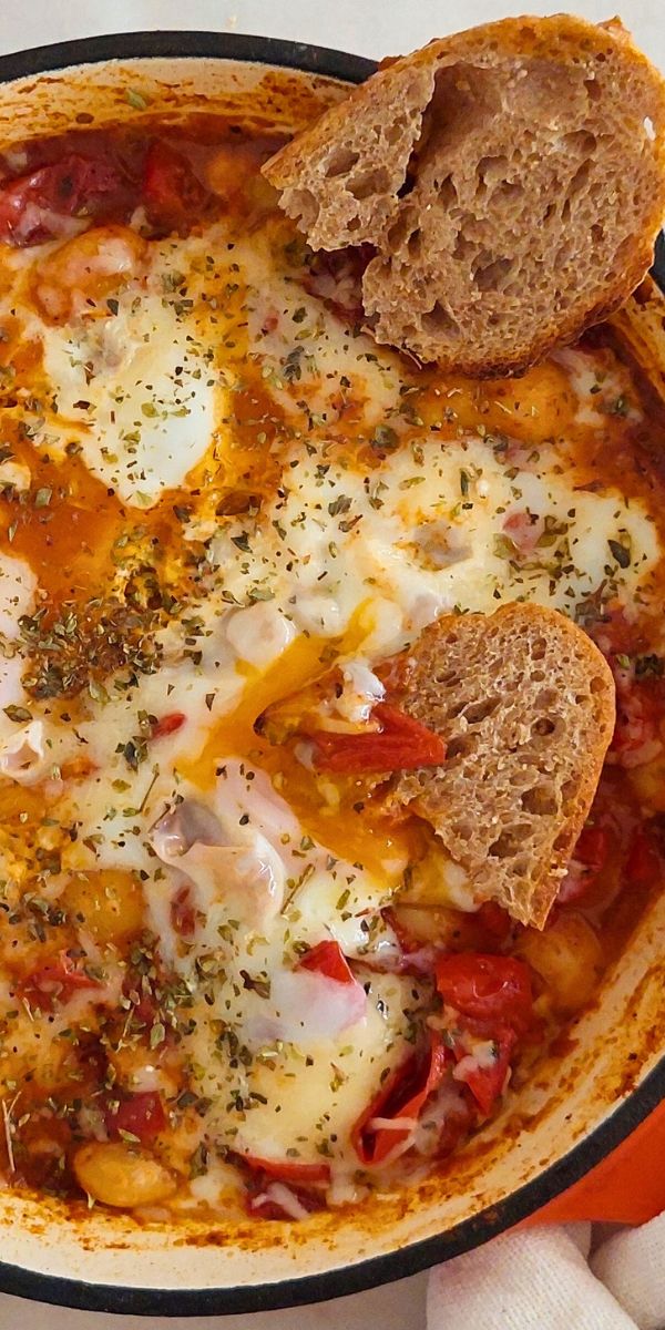 Tomatada com Feijão Branco e Ovo Escalfado – Receita Fácil - Cozinhar e ...